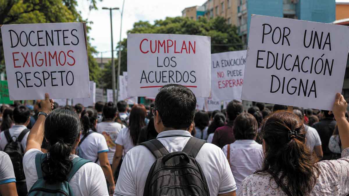 Docentes del Meta amenazan con paro por incumplimientos de la Gobernación